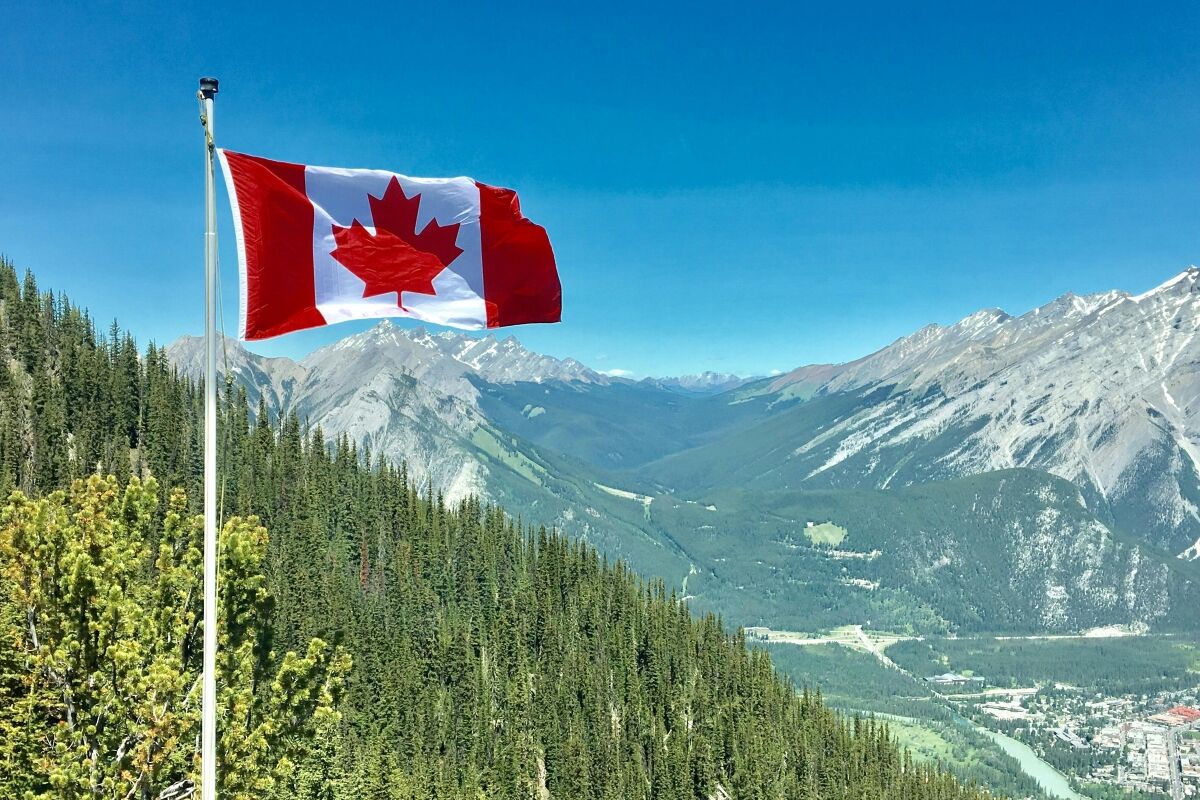 Canada Boosts Ukrainian Support: CUAET Extensions Unveiled for 2026